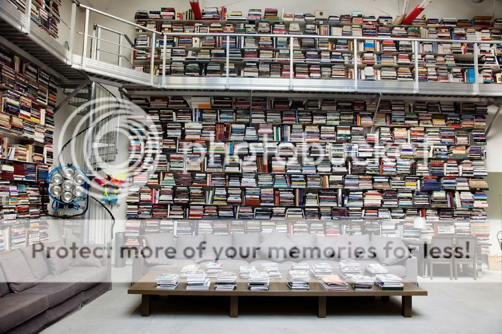 Let's All Marvel At Karl Lagerfeld's Chic and Well-Stocked Library ...